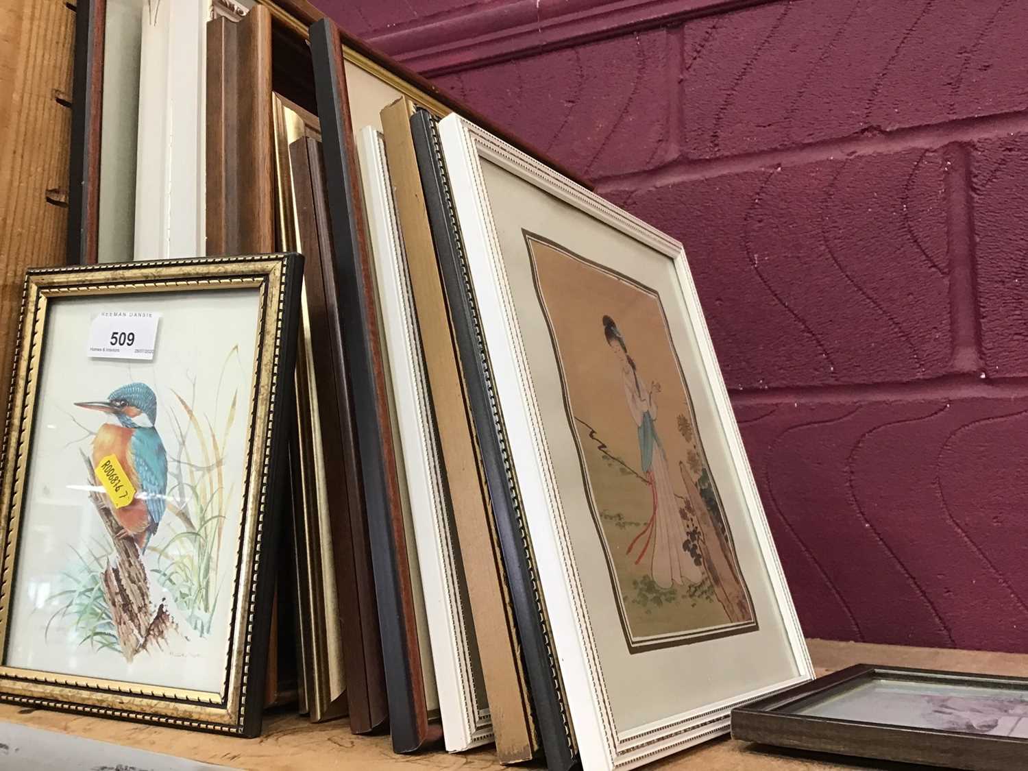 Lot 509 - Assorted pictures and prints