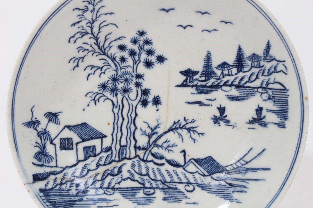 Lot 54 - 18th century Lowestoft blue and white