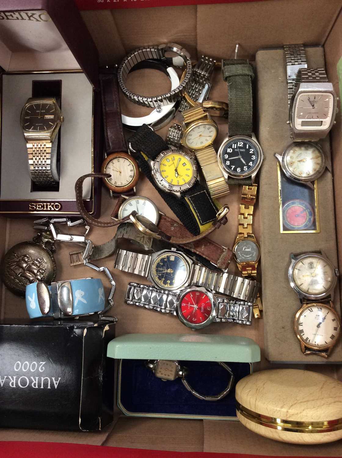 Lot 706 - Group of mixed watches