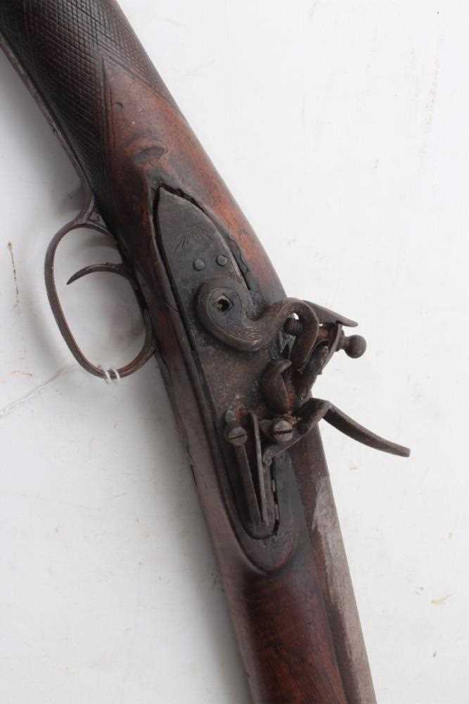 Lot 376 - English flintlock sporting gun with inset