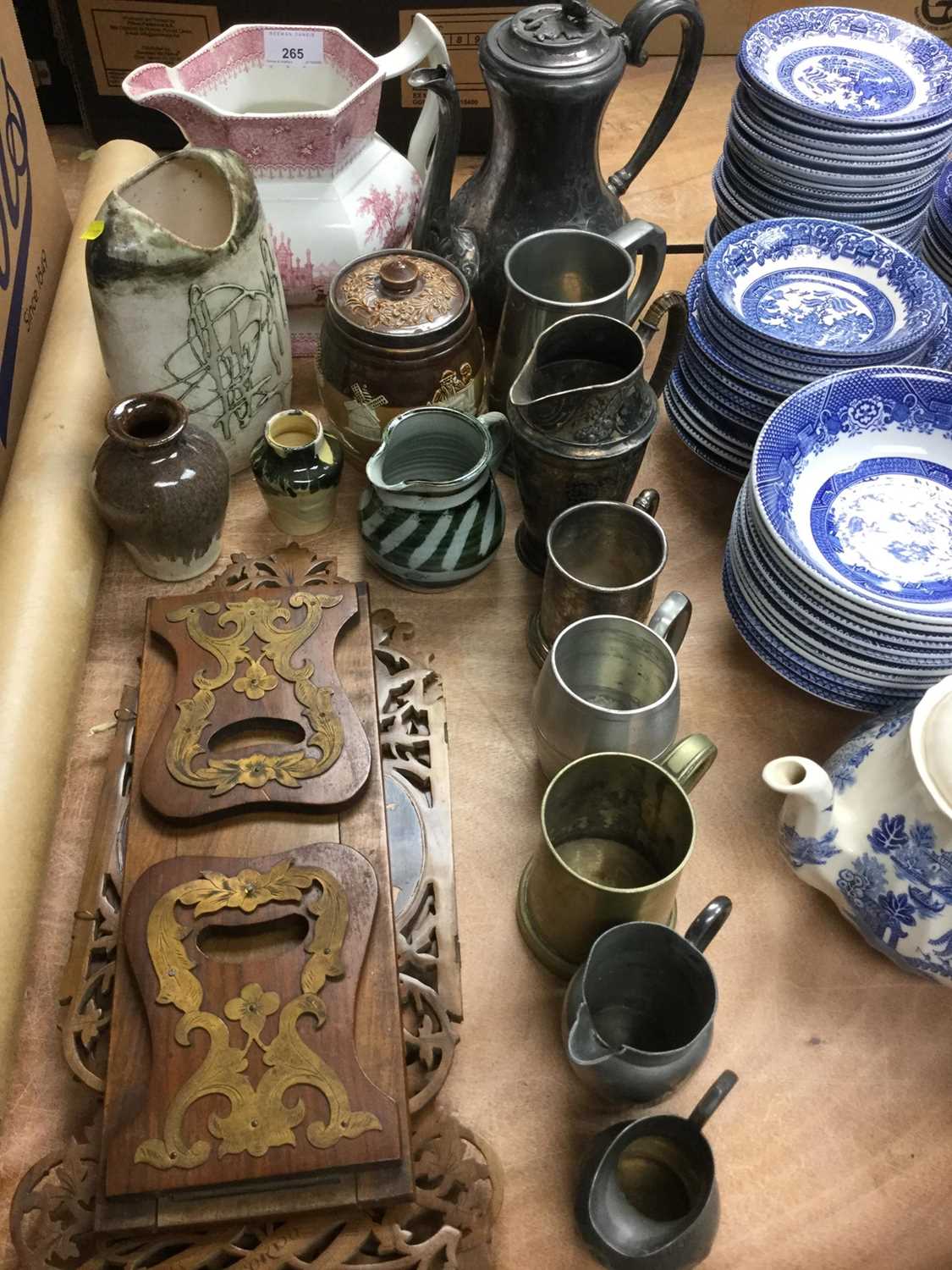 Lot 265 - Group of silver plated ware together with a
