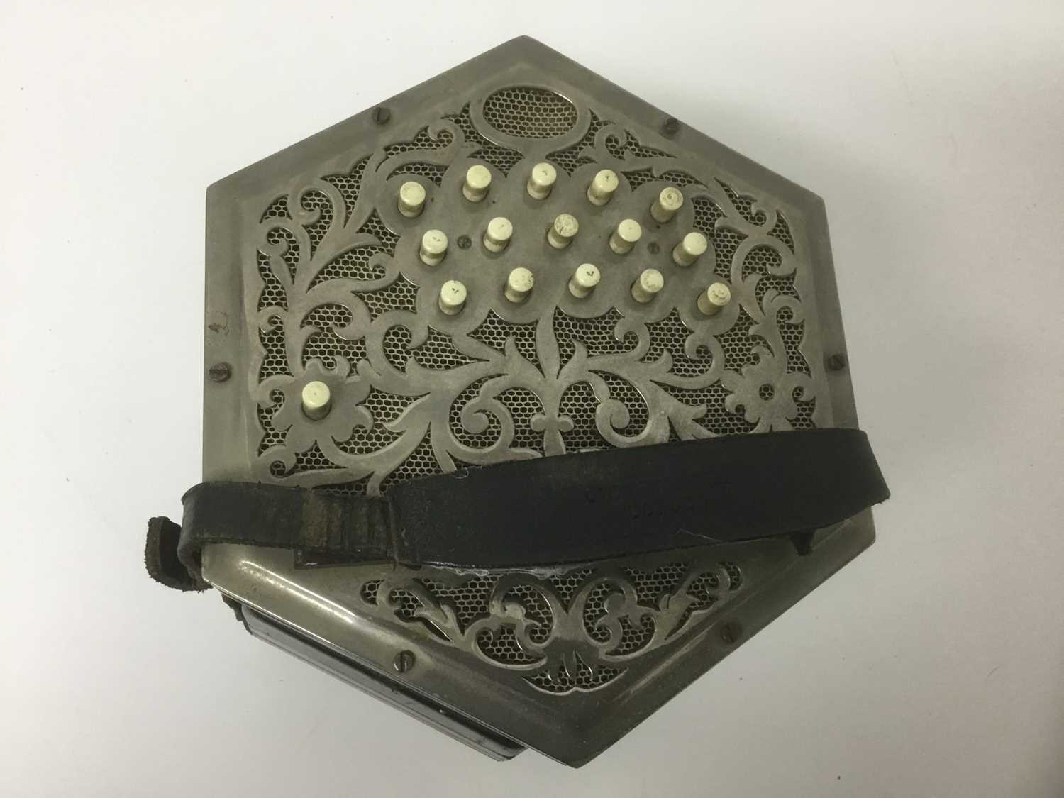 Lot 141 - Victorian Lachenal concertina