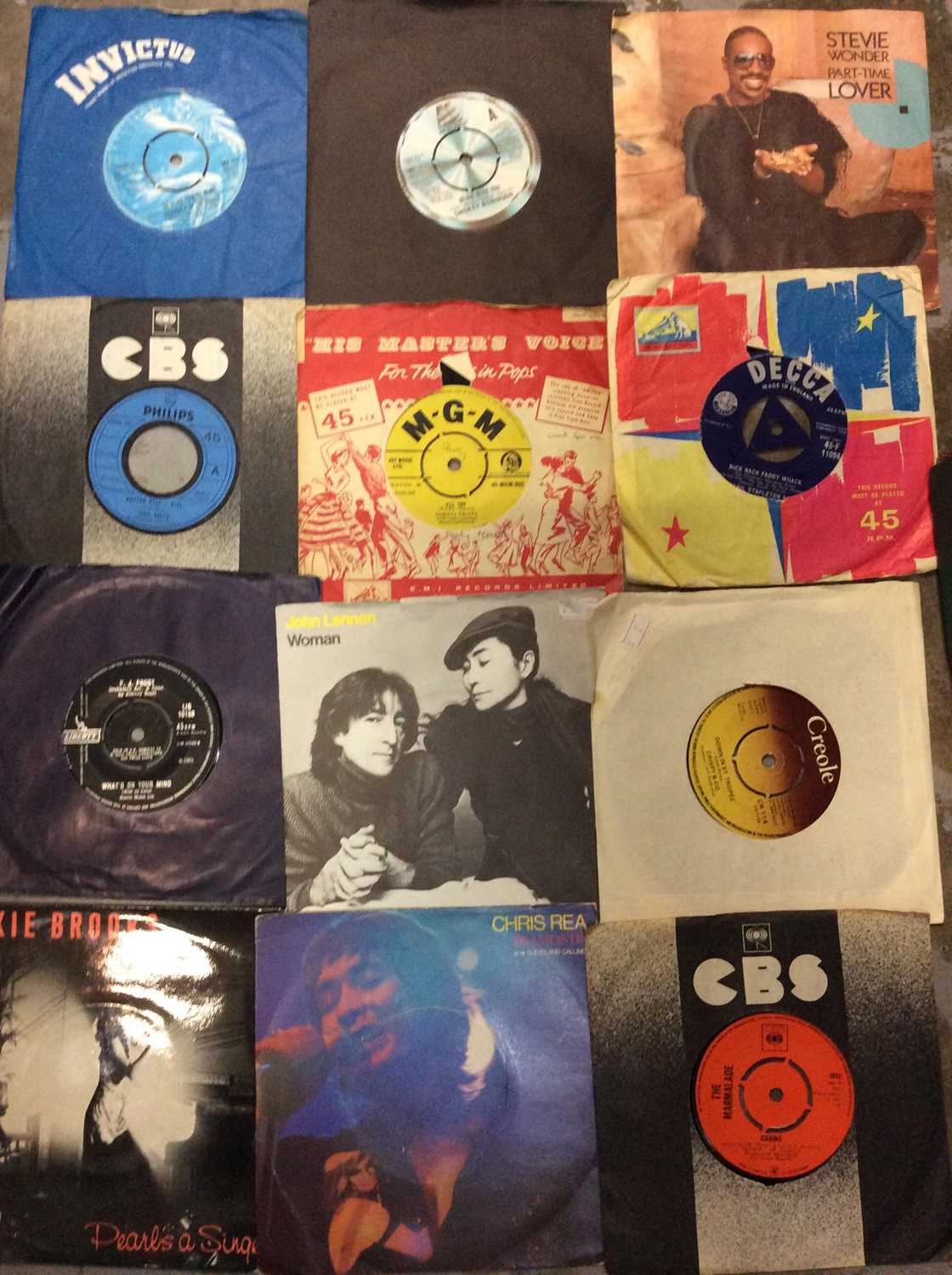 Lot 489 - Three boxes single records approx. 300