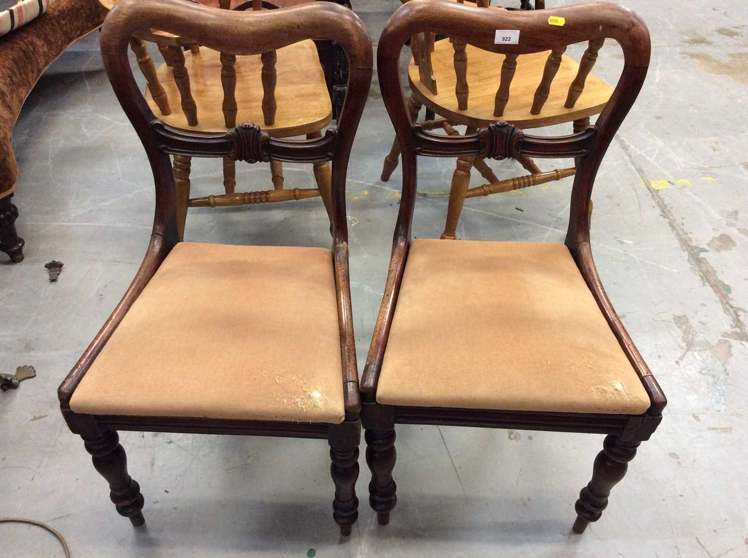 Lot 922 - Set four Victorian kidney back chairs with
