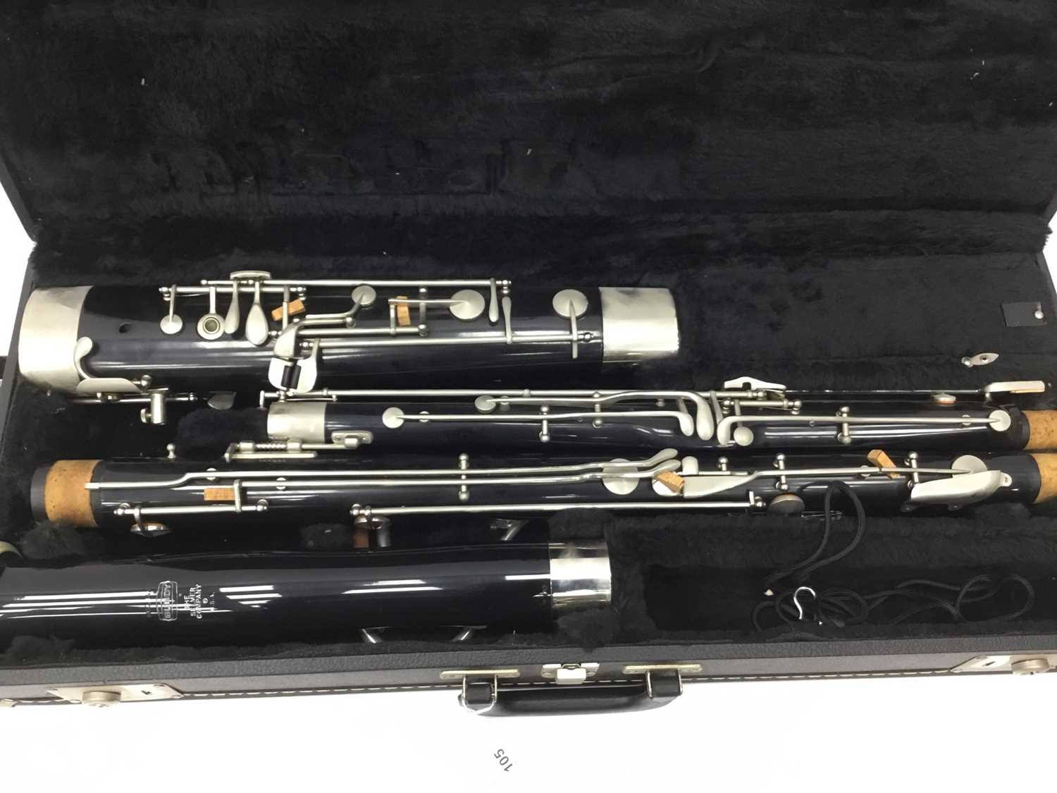 Lot 105 - Bundy 1432 model bassoon, cased, good