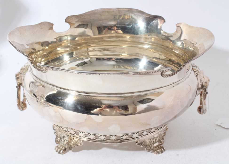 Lot 203 - George V silver monteith of cauldron form