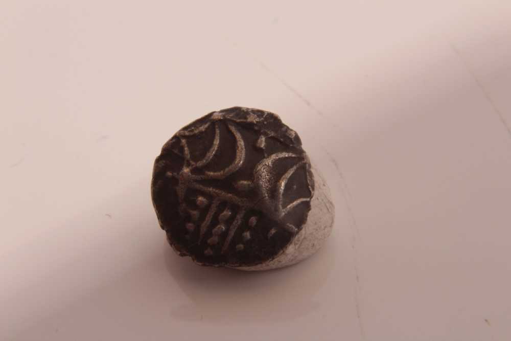 Lot 546 - Celtic - silver unit Iceni 'Antedios' D-bar