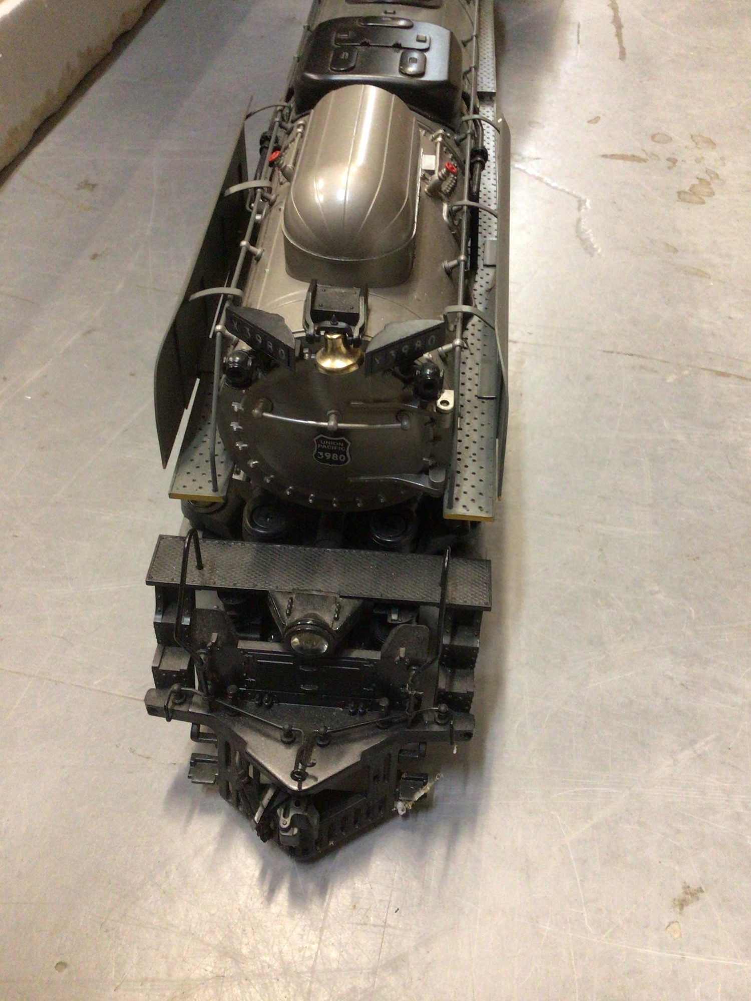 Lot 1412 - Rail King One Gauge Challenger Steam Engine