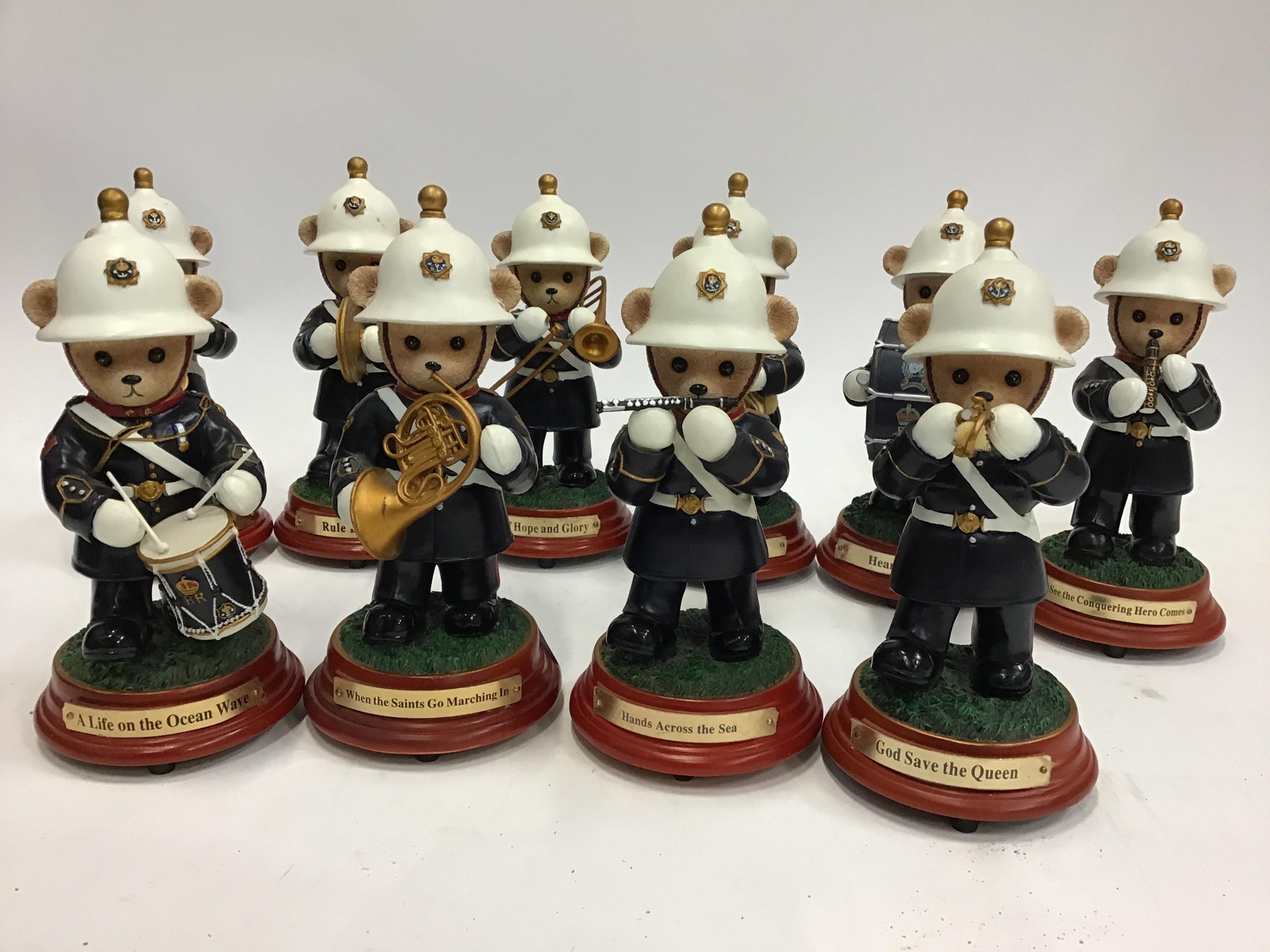 Lot 1522 - Hamilton Bear Faithful Fuzzies Musical