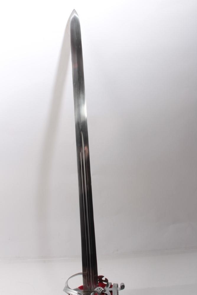 Lot 326 - Reproduction Scottish Claymore broad sword