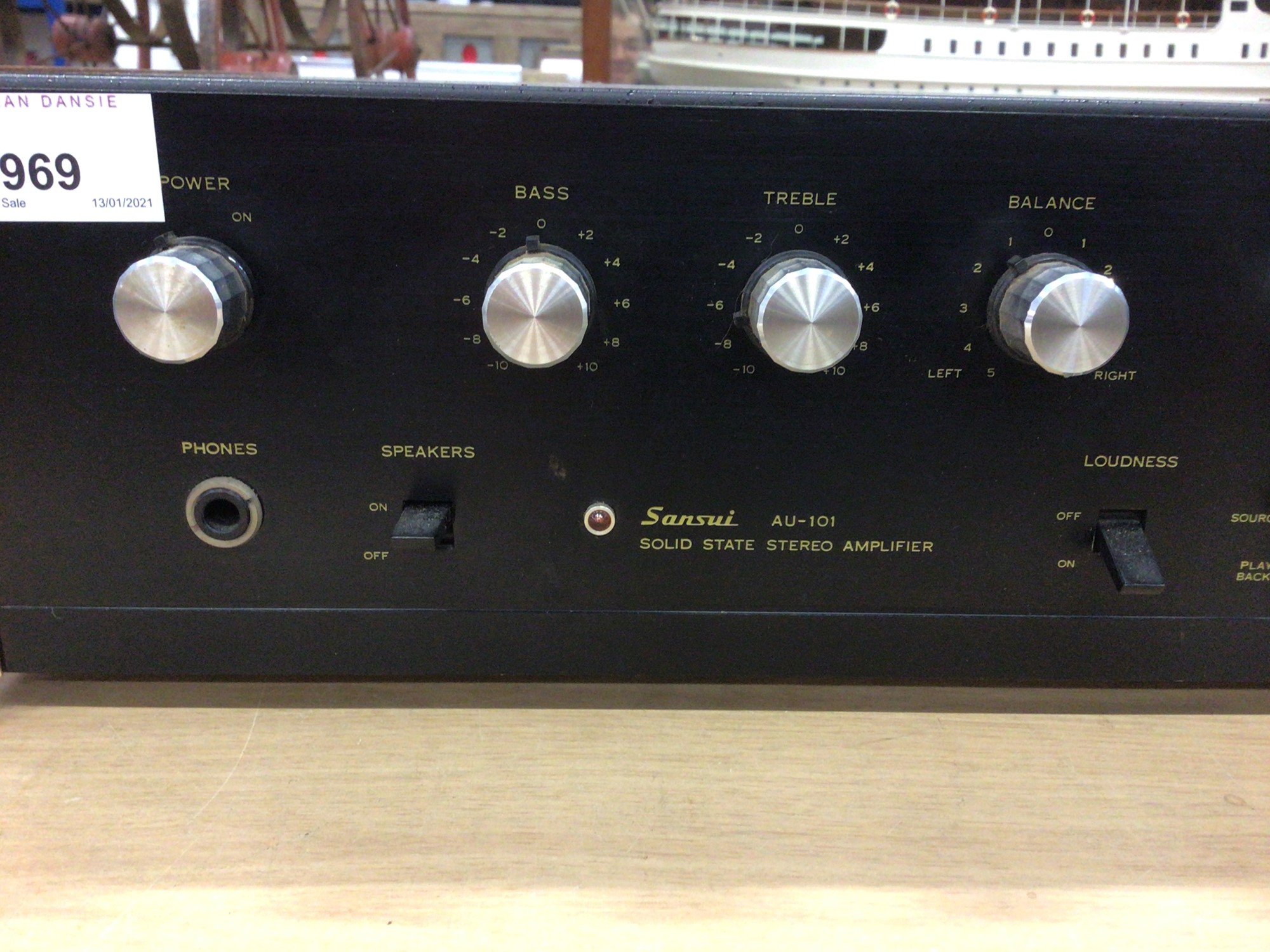 Lot 969 - Sansui AU-101 Solid State Stereo Amplifier
