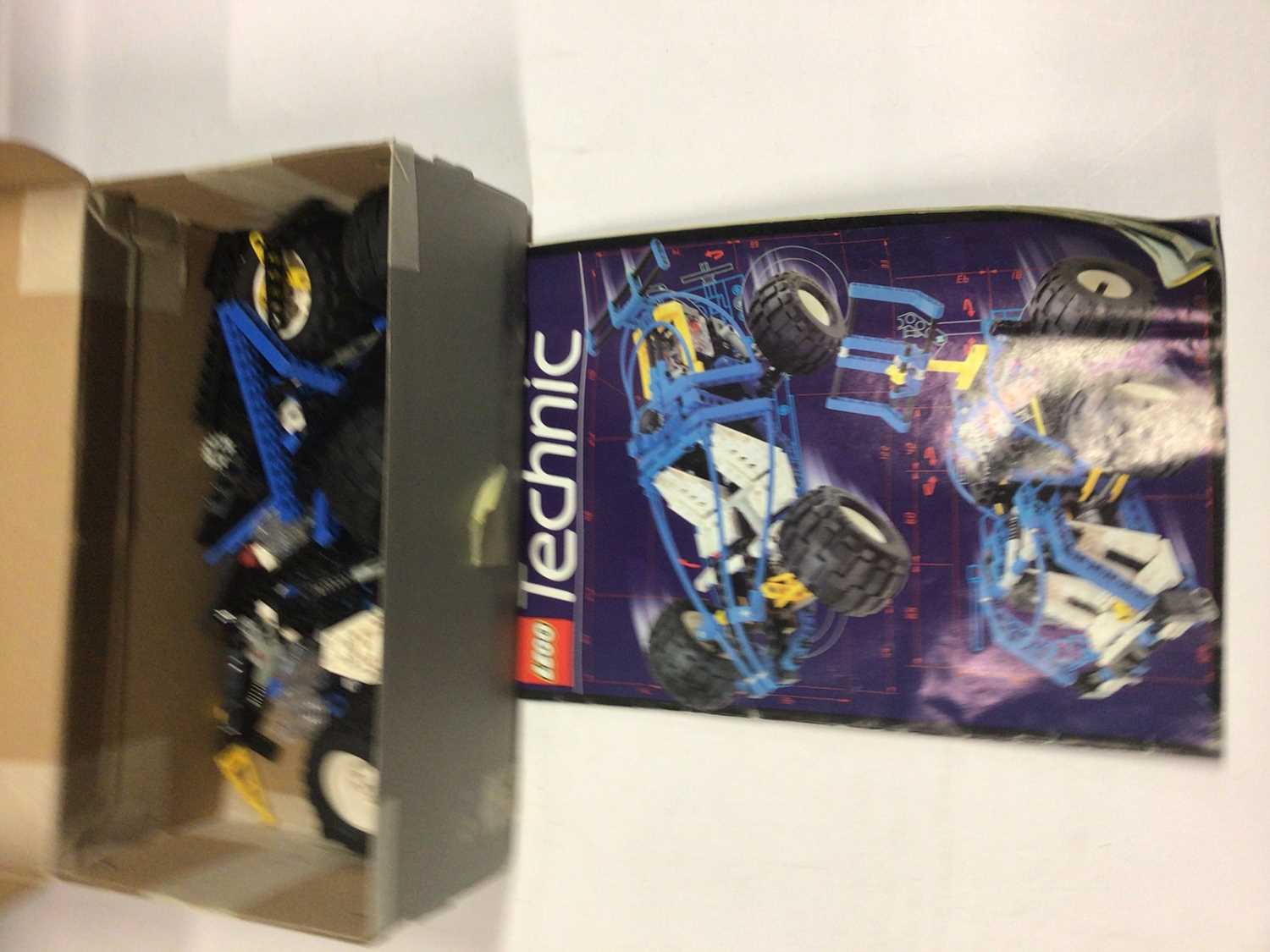 Lot 1711 - Lego 10021 Constellation Ship, 8437 Future