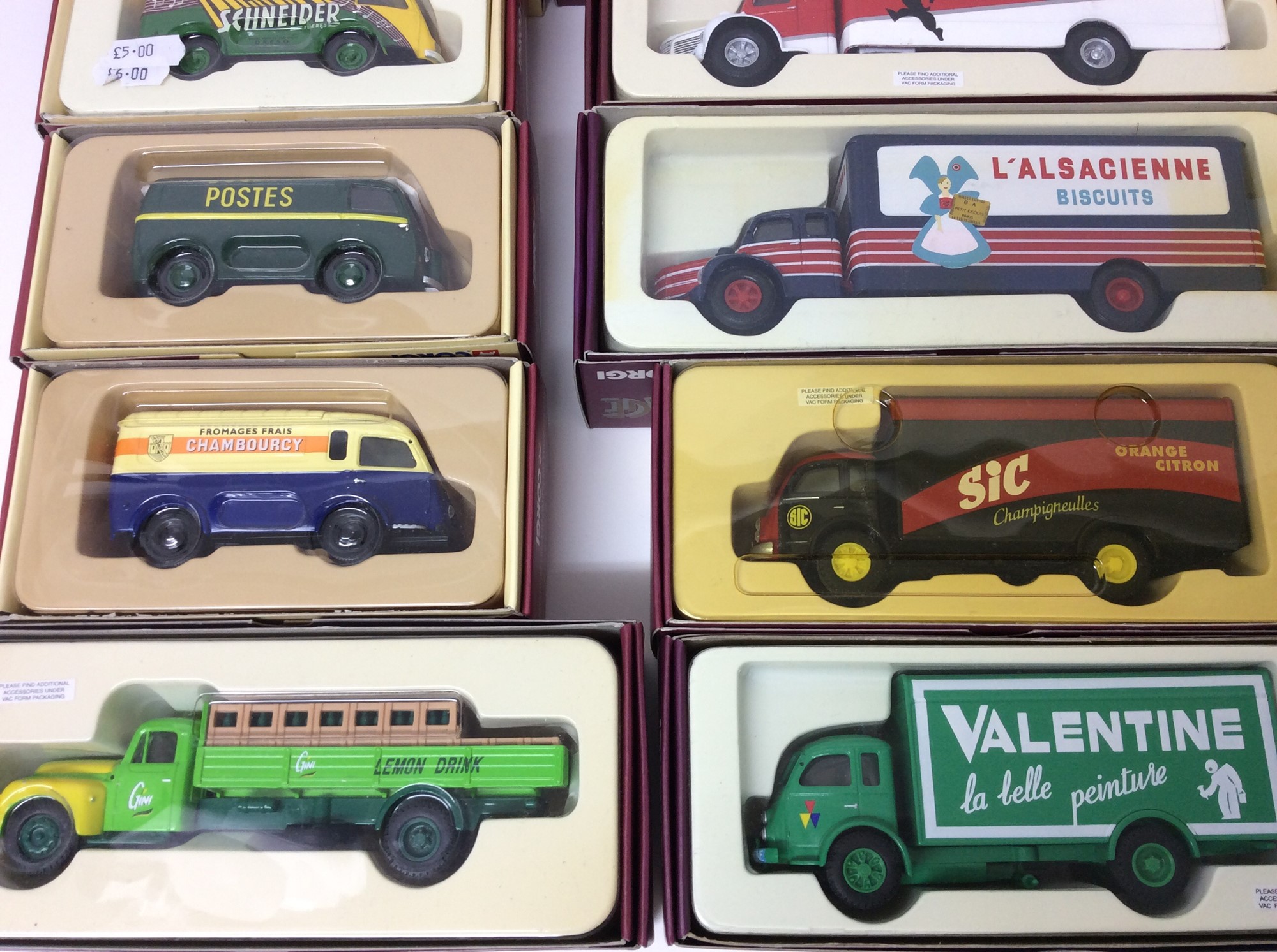 Lot 125 - Corgi Heritage Collection boxed selection of