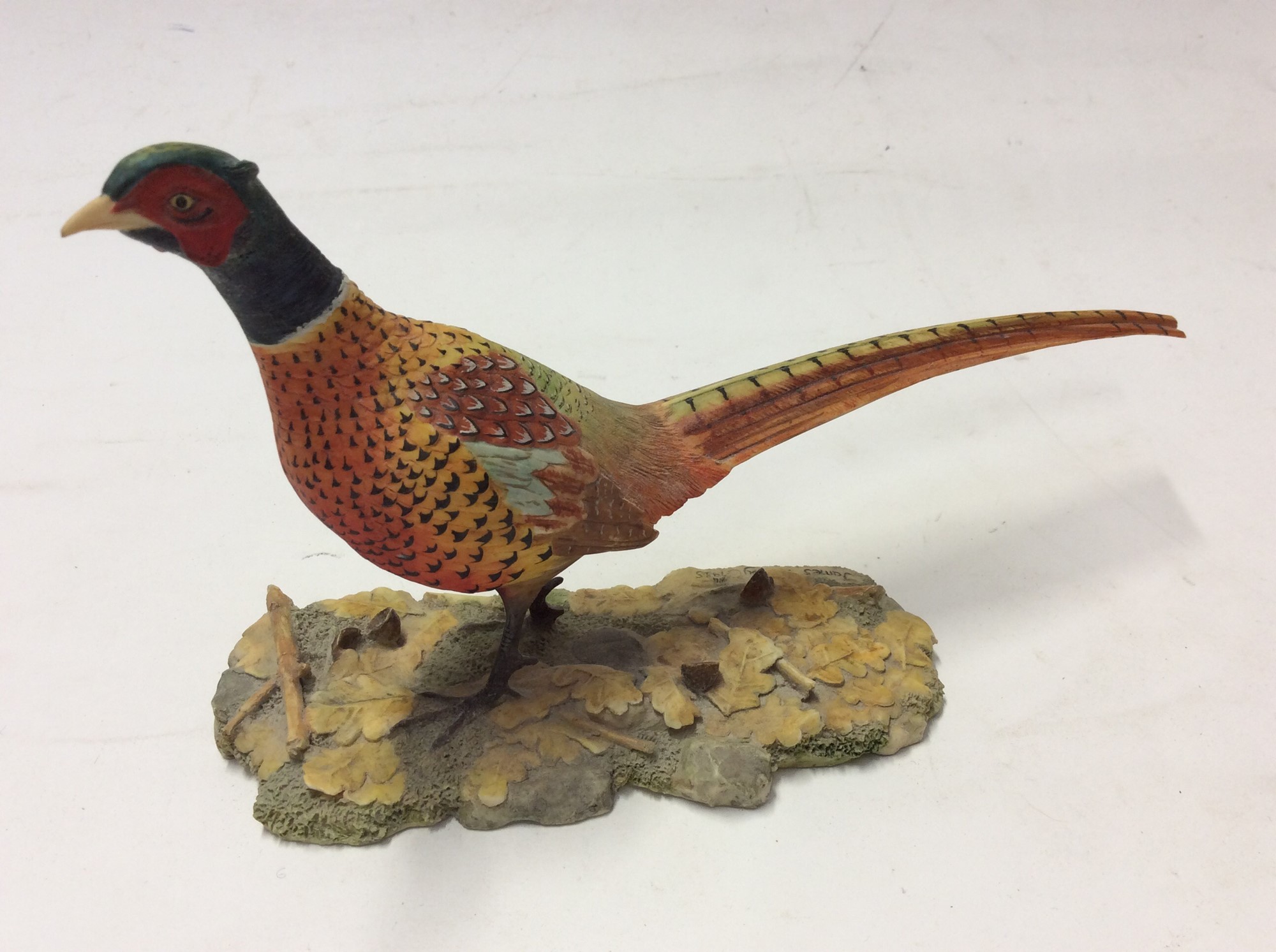 Lot 8 - Eight Border Fine Arts models of birds