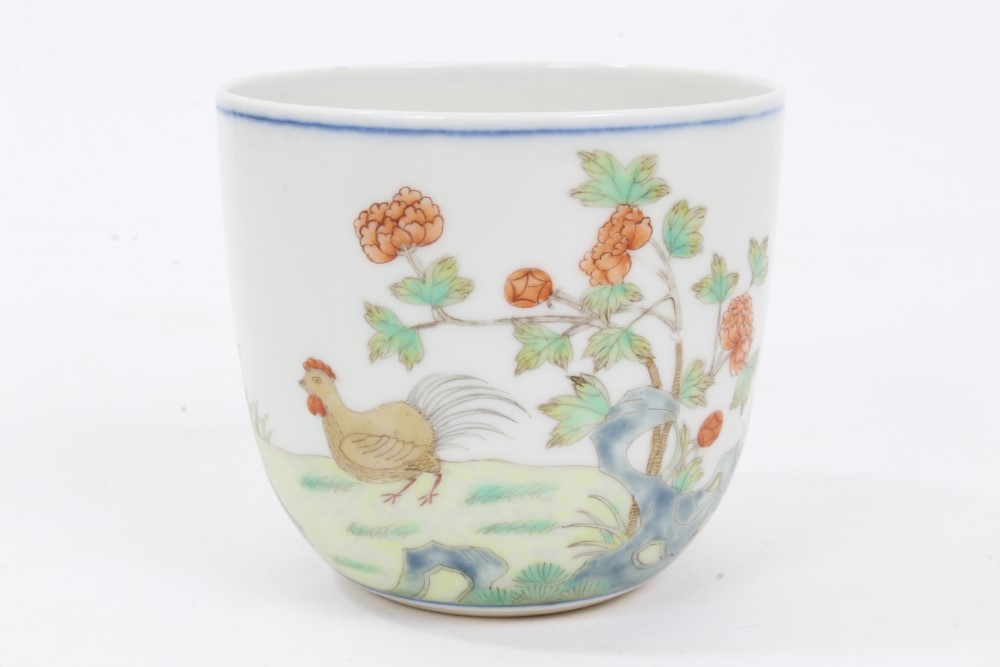 Lot 95 - Chinese chicken cup