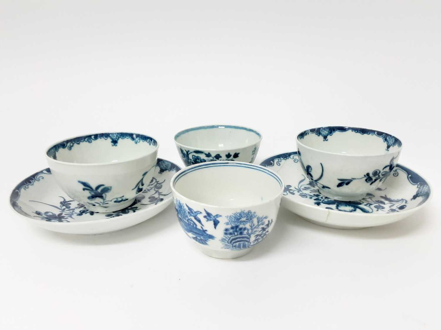 Lot 224 - Two Worcester Mansfield pattern tea bowls