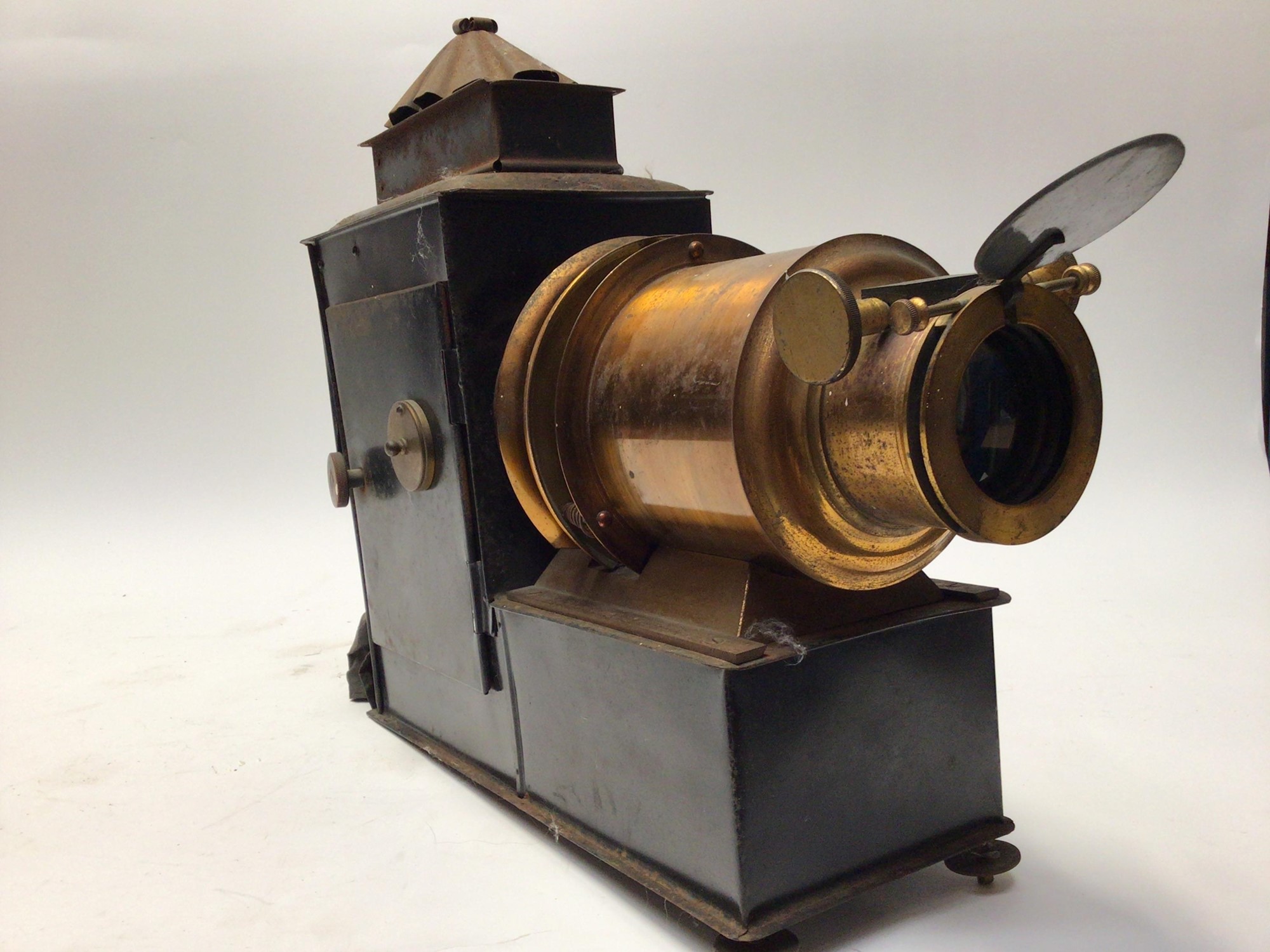 Lot 2277 - Victorian magic lantern