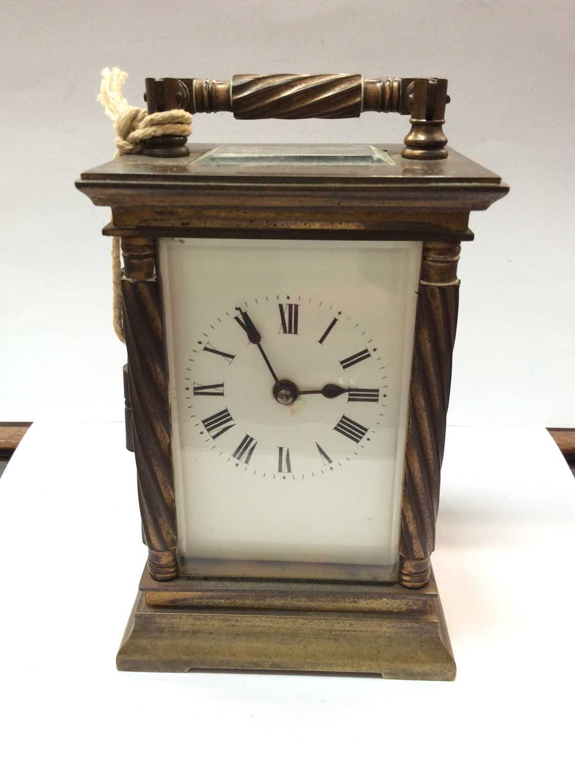 Lot 474 - Edwardian brass carriage clock