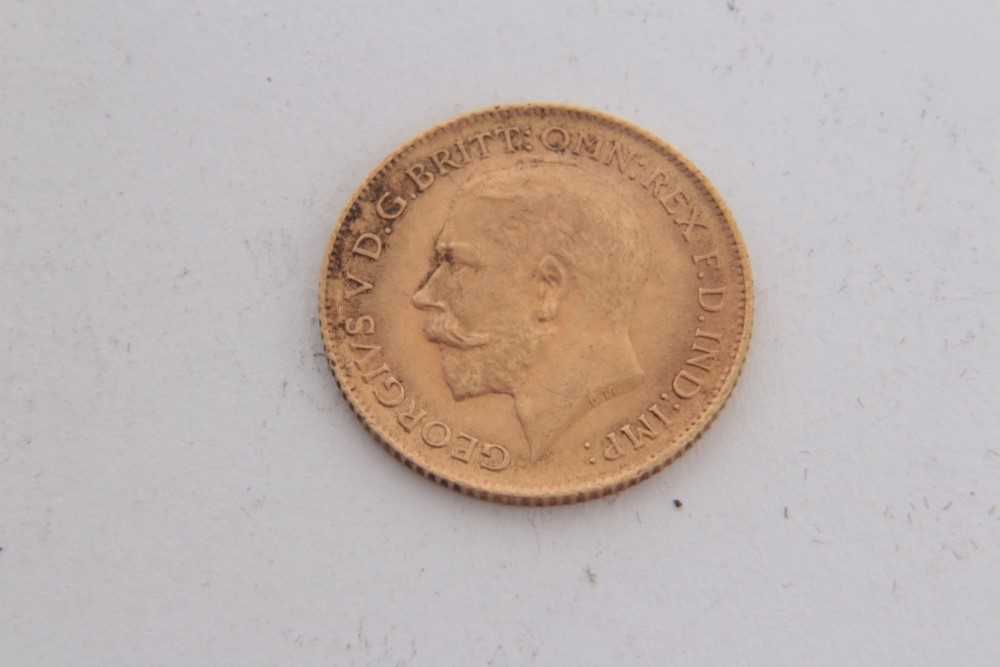 Lot 412 - G.B. - Gold Half Sovereign George V 1914 EF