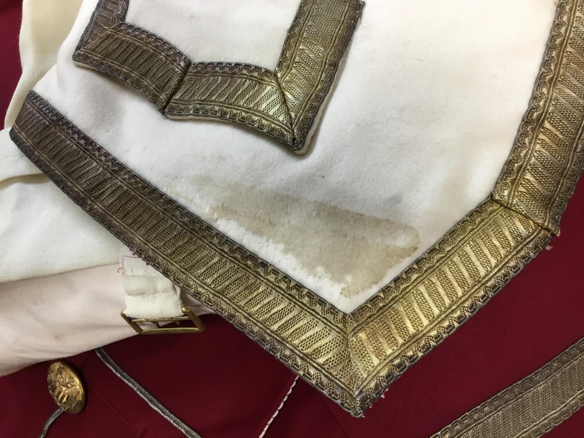 Lot 75 - Fine Edwardian footmans livery for the Earl