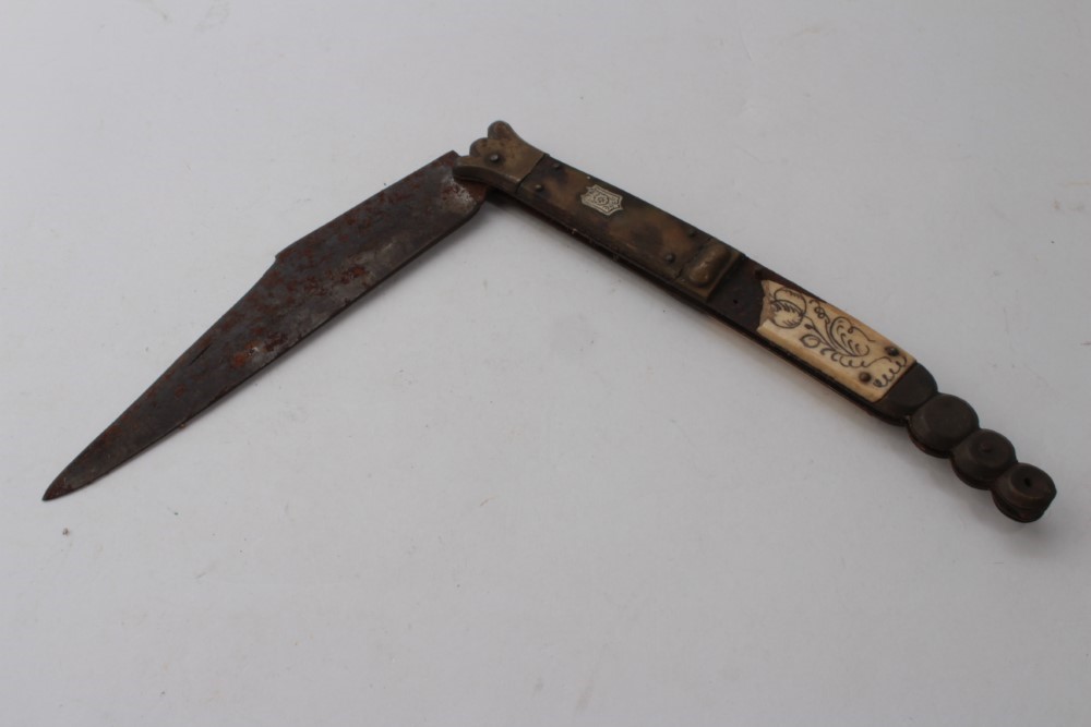 Lot 956 - Spanish folding Navaja knife with bone and