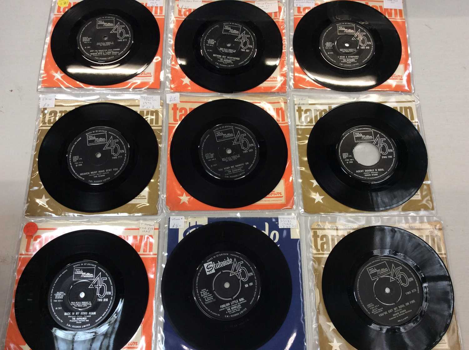 Lot 2089 - Collection of 100 plus single records in