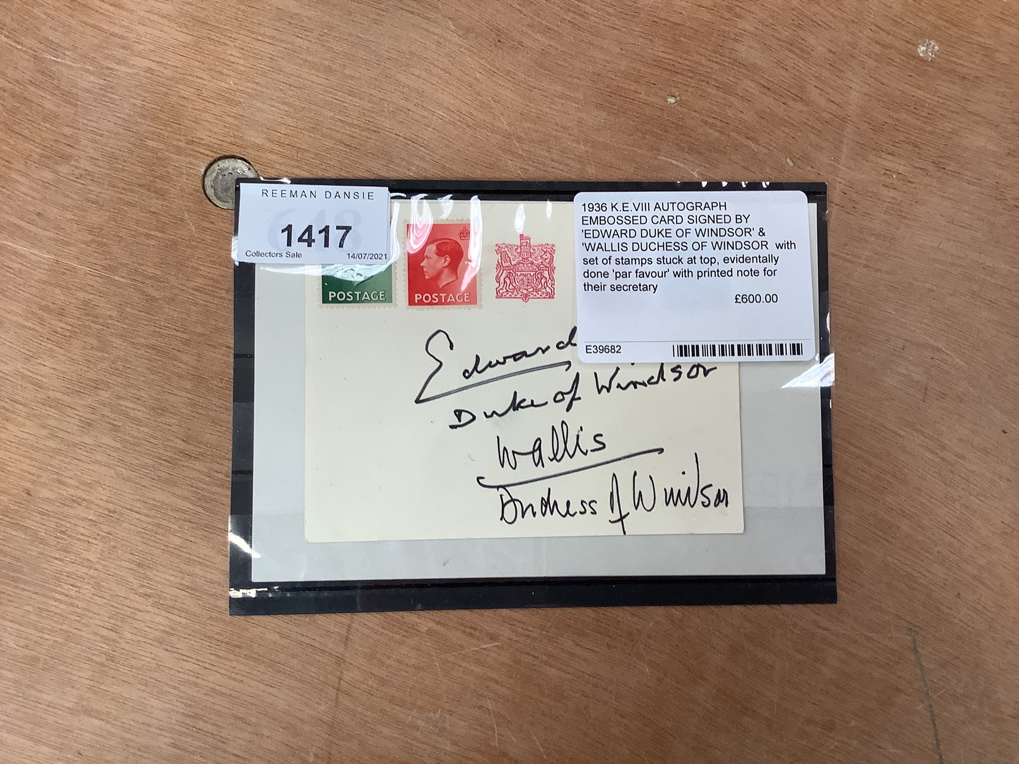 Lot 1417 - Autograph King Edward VIII embossed card