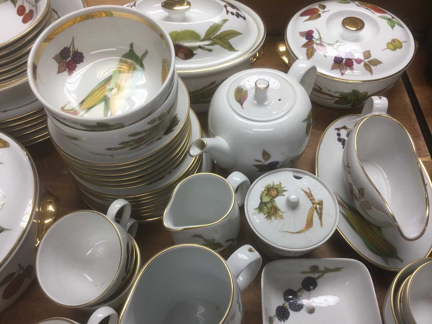 Lot 411 - Collection of Royal Worcester Evesham