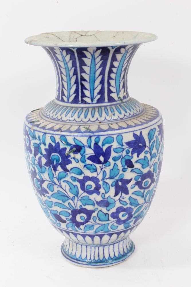 Lot 42 - Five pieces of Indian Multan pottery