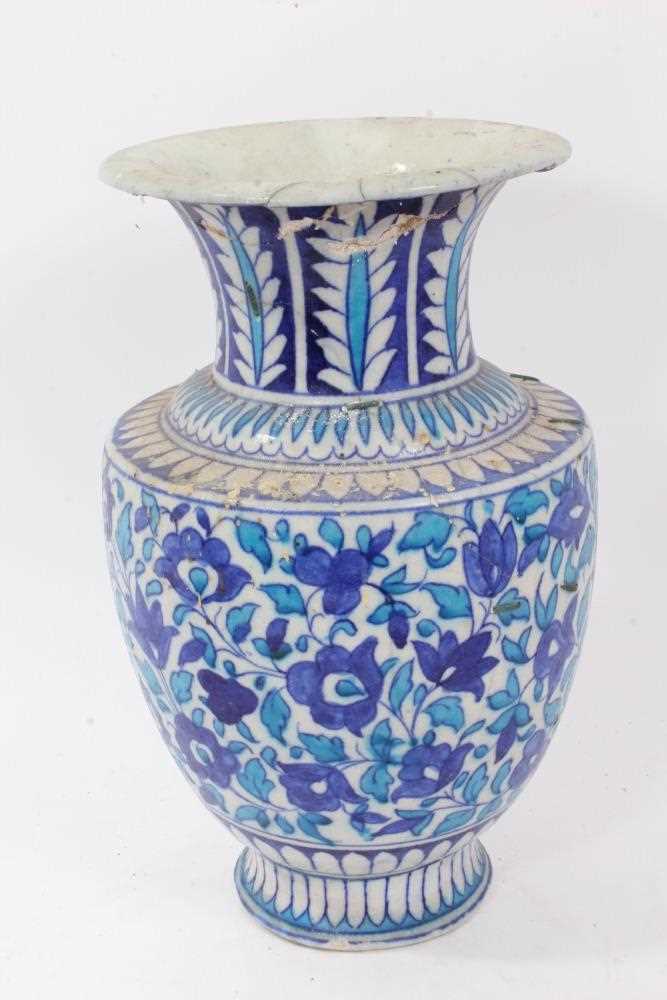 Lot 42 - Five pieces of Indian Multan pottery