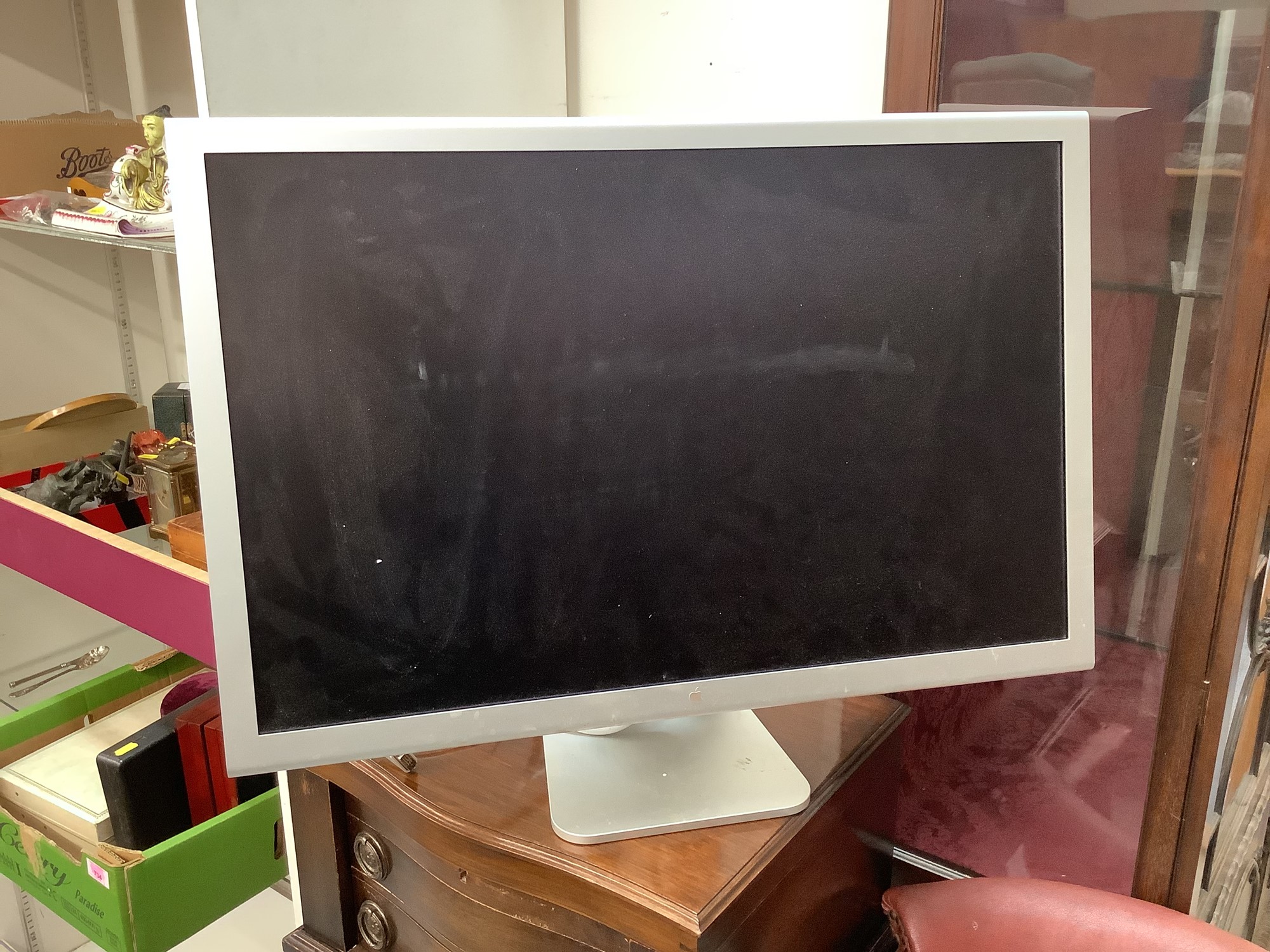 Lot 3 - Apple Cinema HD 30 inch Display Screen