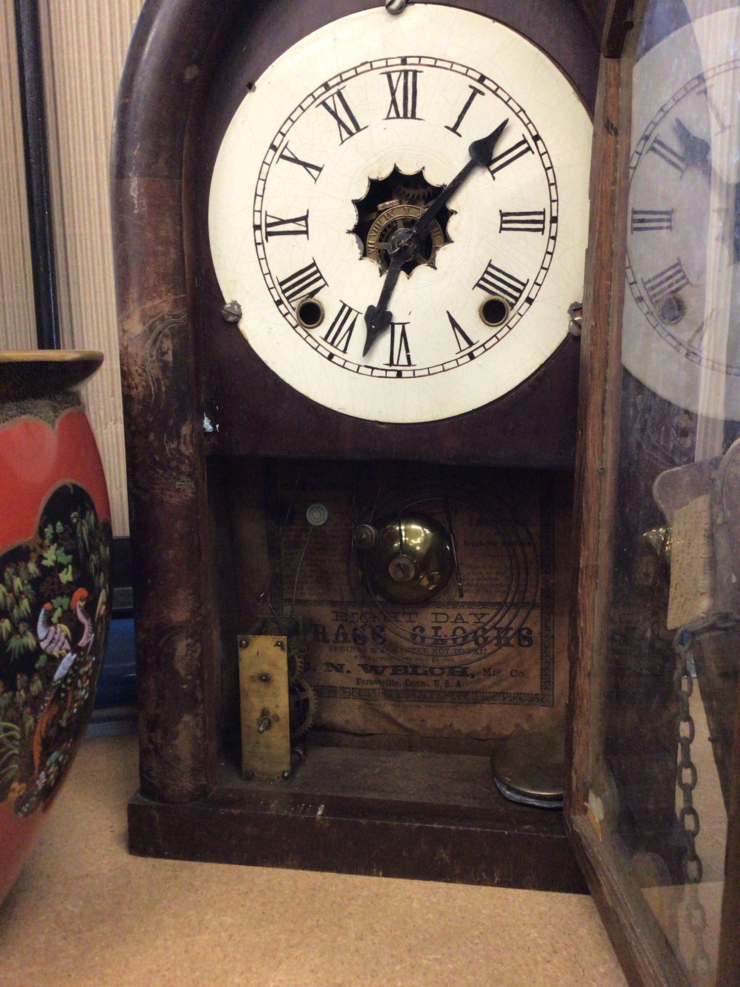 Lot 133 - Two clocks