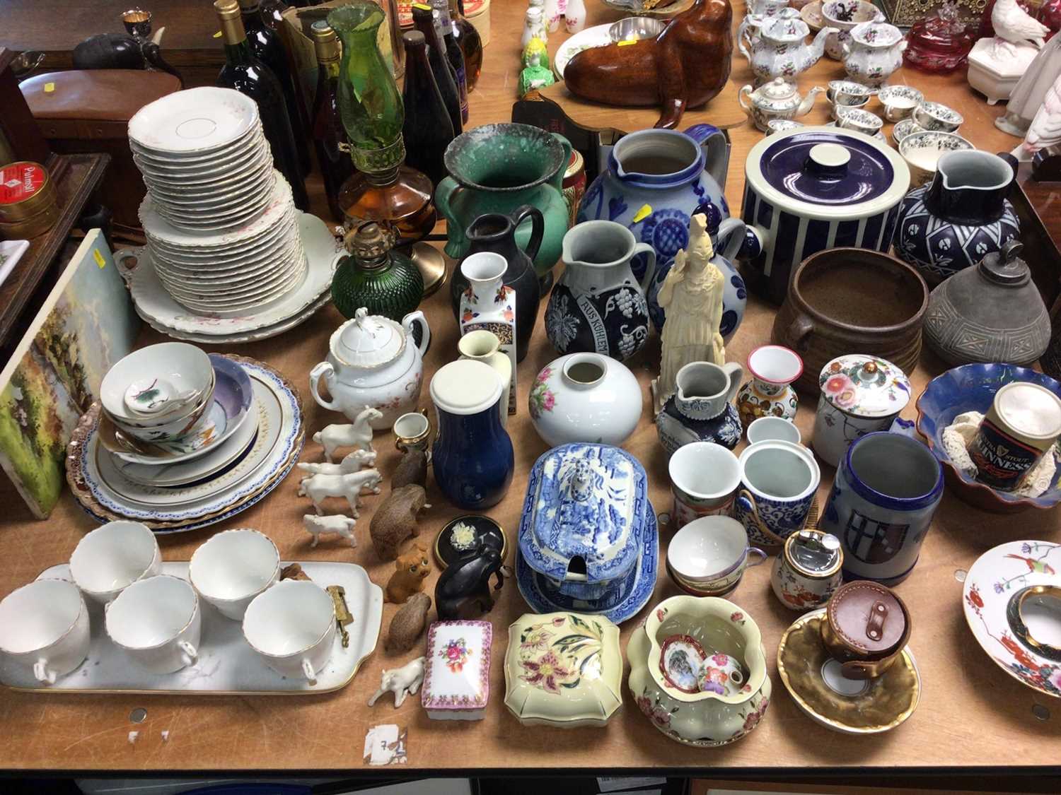 Lot 453 - Selection of mixed china including tea ware,